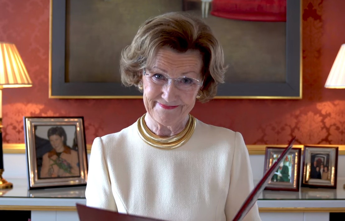 Queen Sonja thanks Norway's nurses - Royal Central