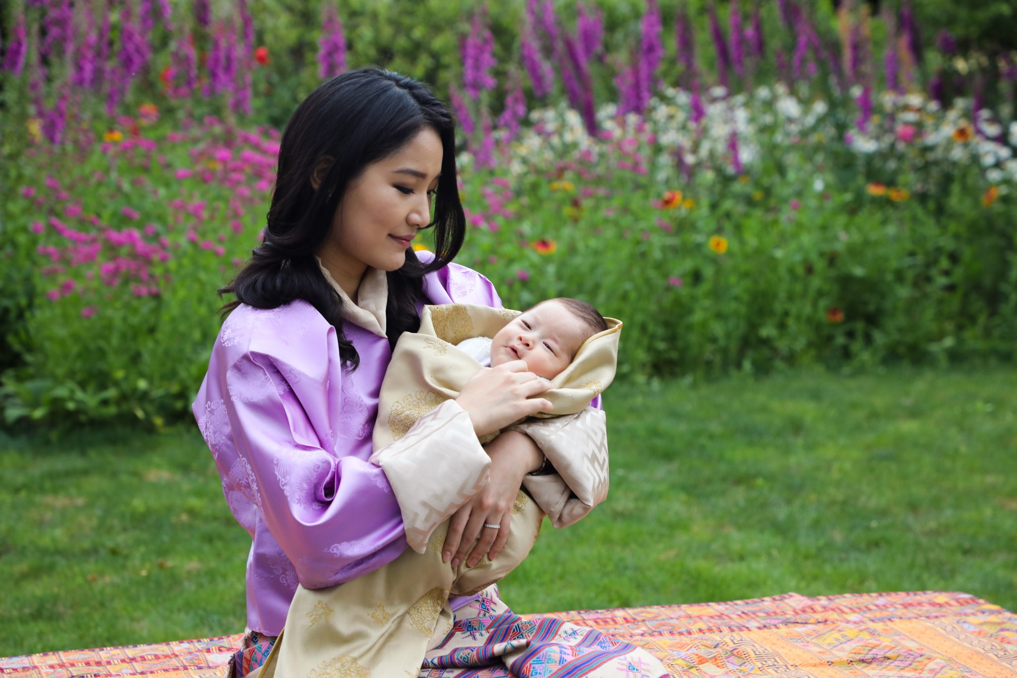 First family of four photos released to celebrate Queen Jetsun Pema's ...