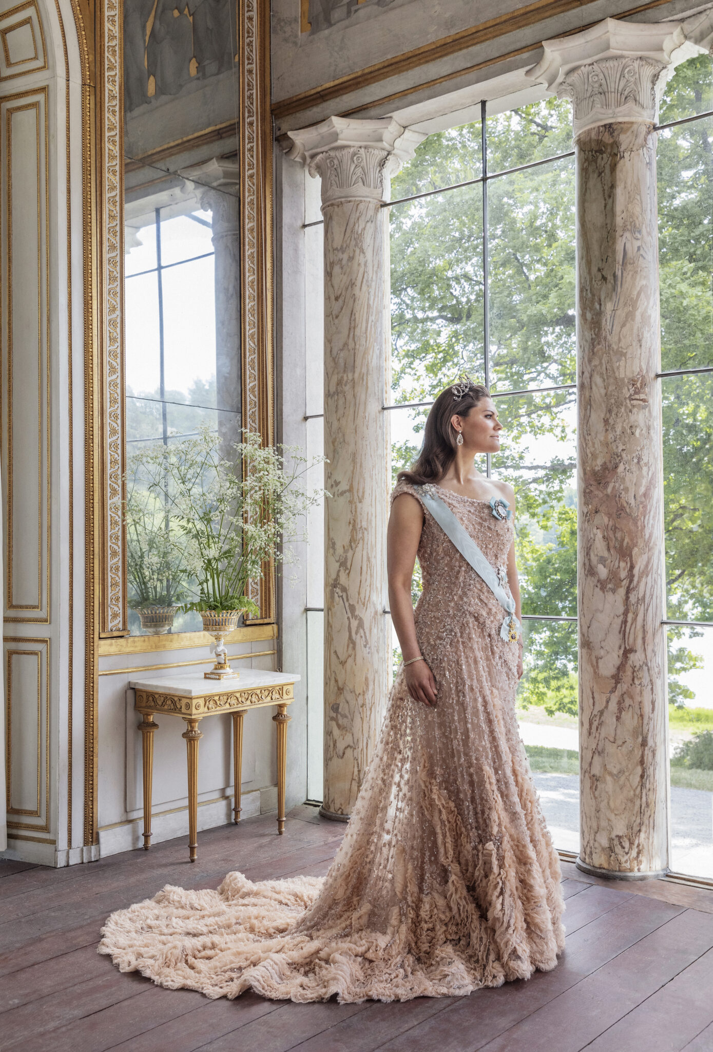 Crown Princess Victoria and Prince Daniel share new photos to mark ...