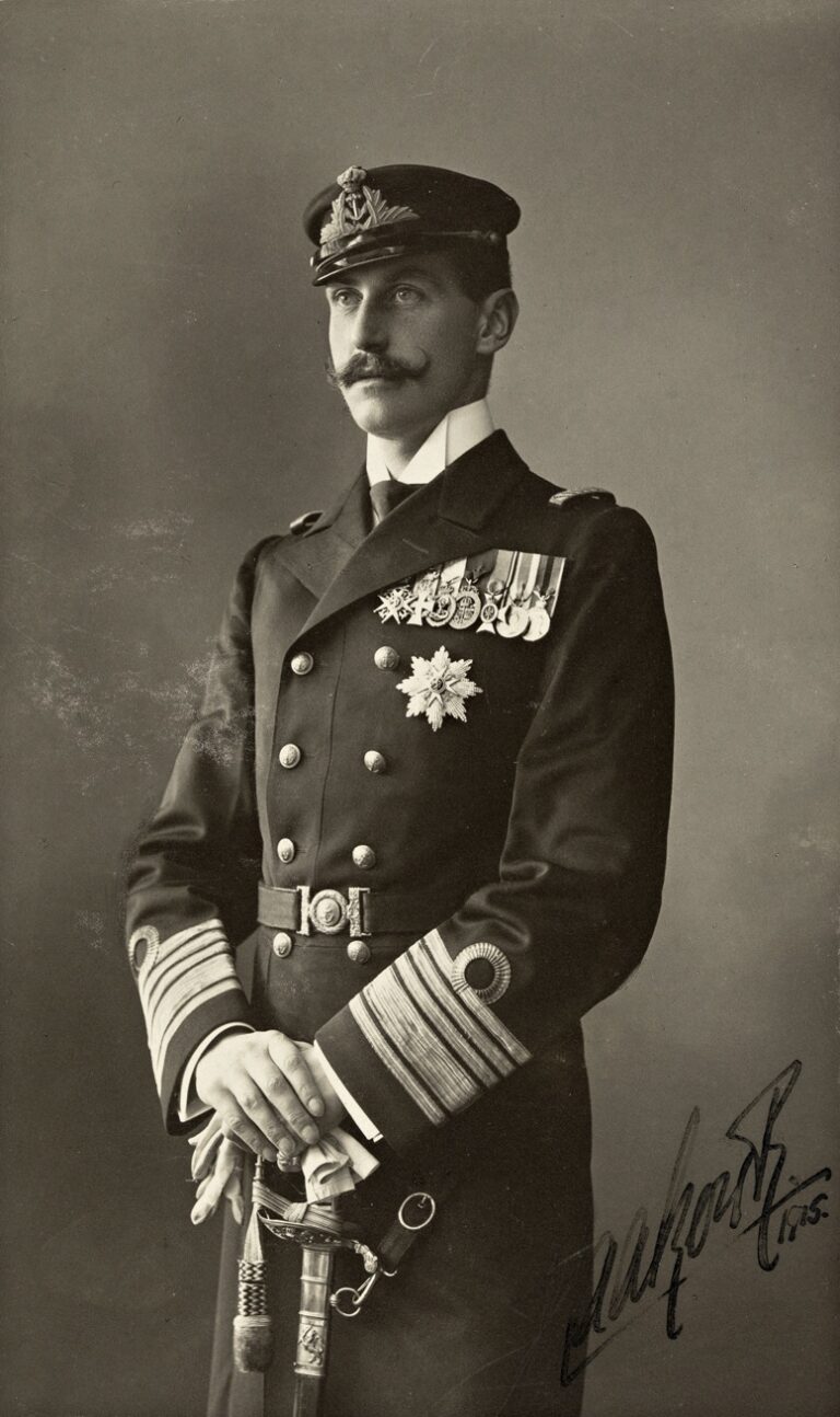 Granny Knows Best: The grandparents of Harald V – Royal Central