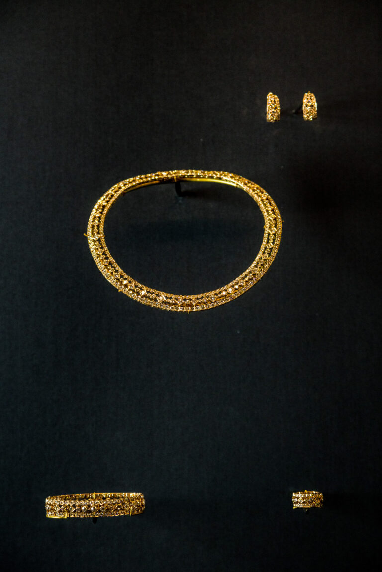 Royal Jeweller Garrard at centre of new Kensington Palace exhibition ...