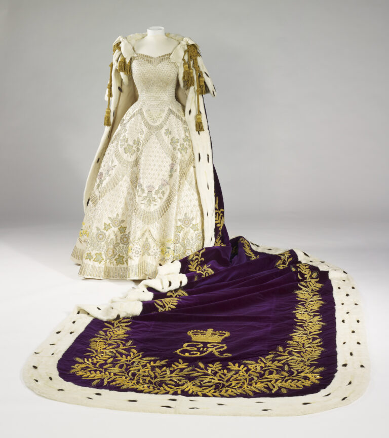 The spectacular robe that King Charles will wear after his Coronation ...