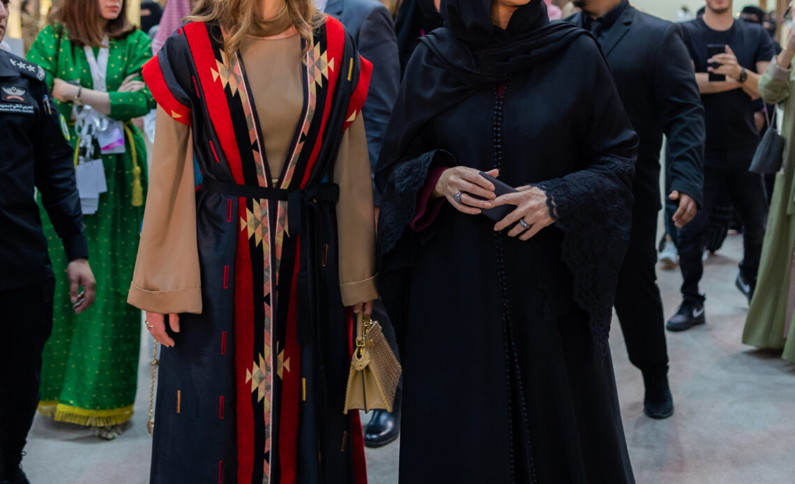 Queen Rania in Saudi Arabia for art and pilgrimage - Royal Central