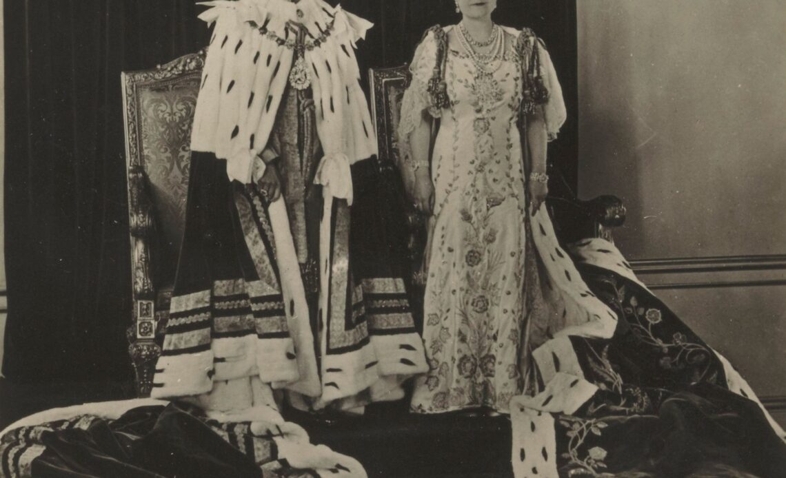 The coronation portraits of monarchs and consorts of the House of ...