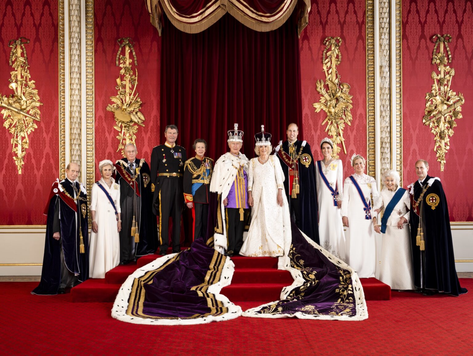 Why did King Charles III wear two crowns on the day of the Coronation ...