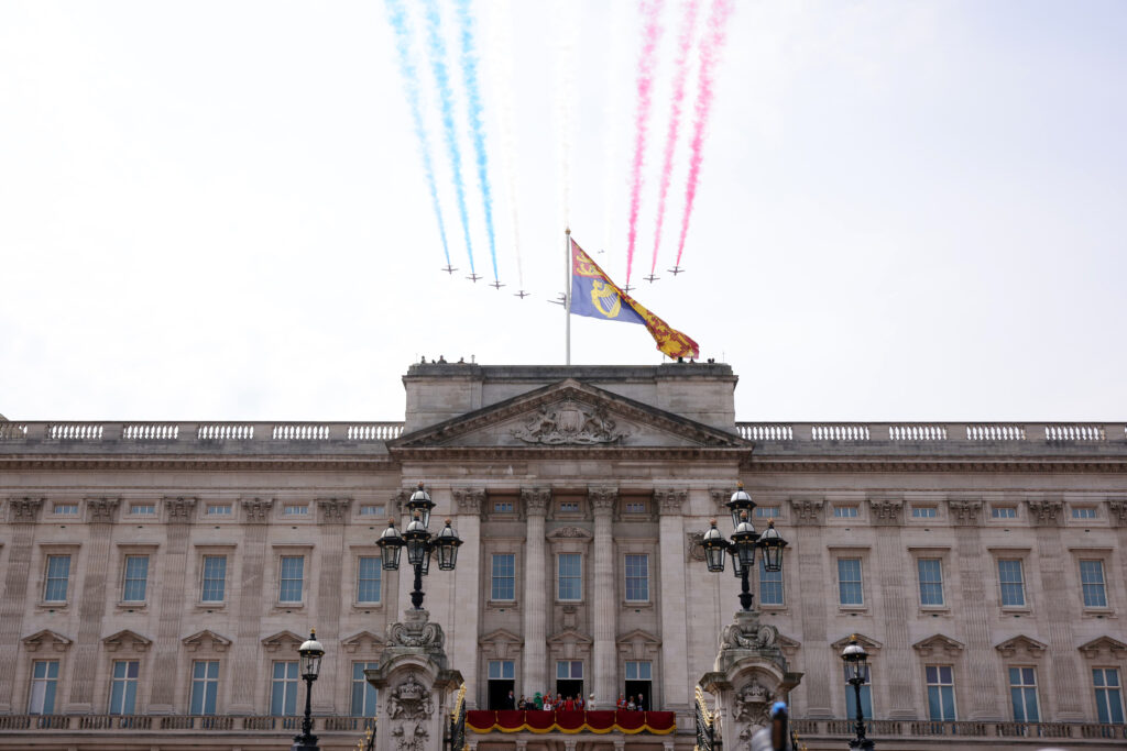 How one royal gown became the most important British dress of the 20th ...