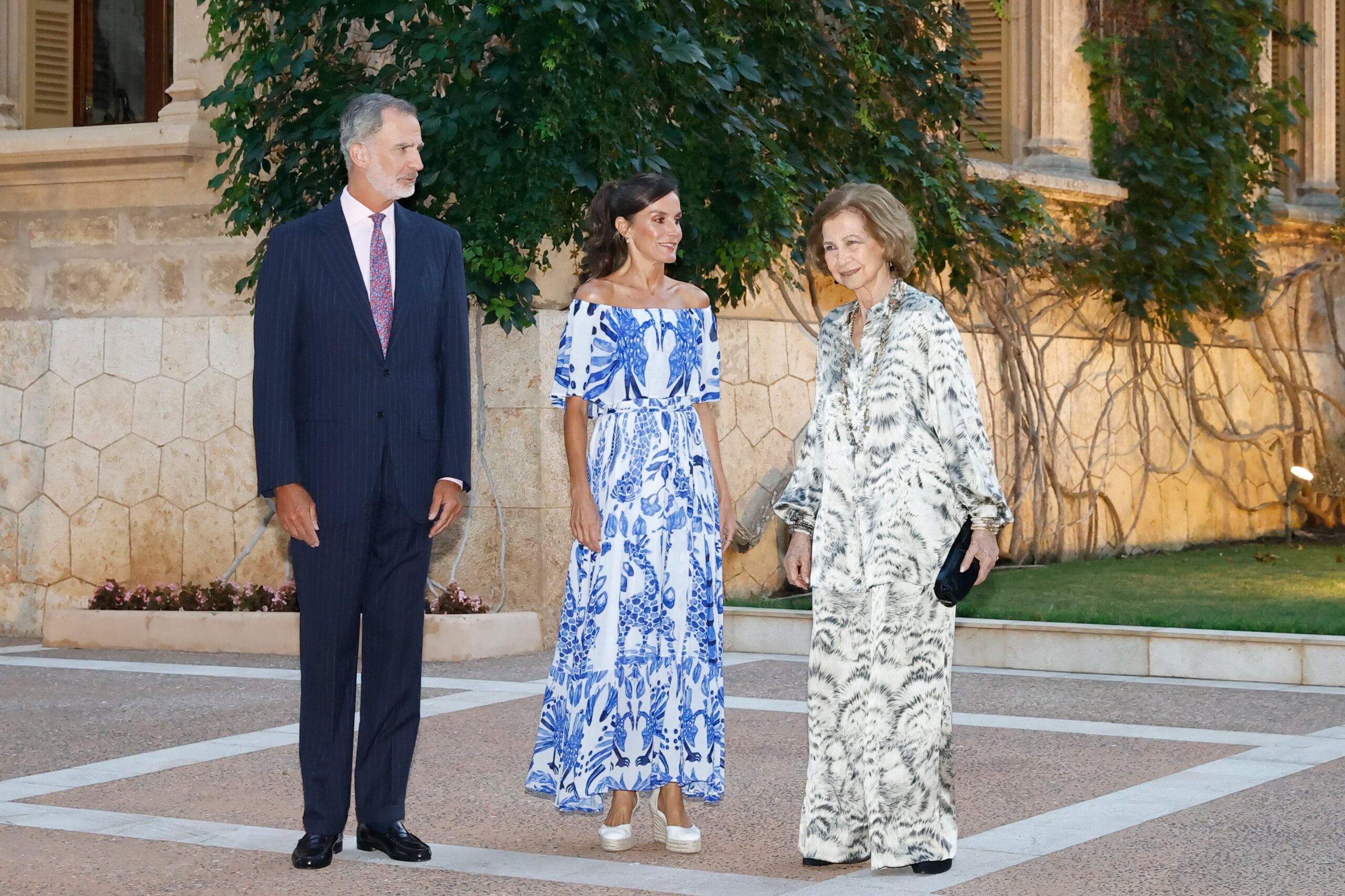 The Spanish royal family hosts traditional event as holidays and big ...
