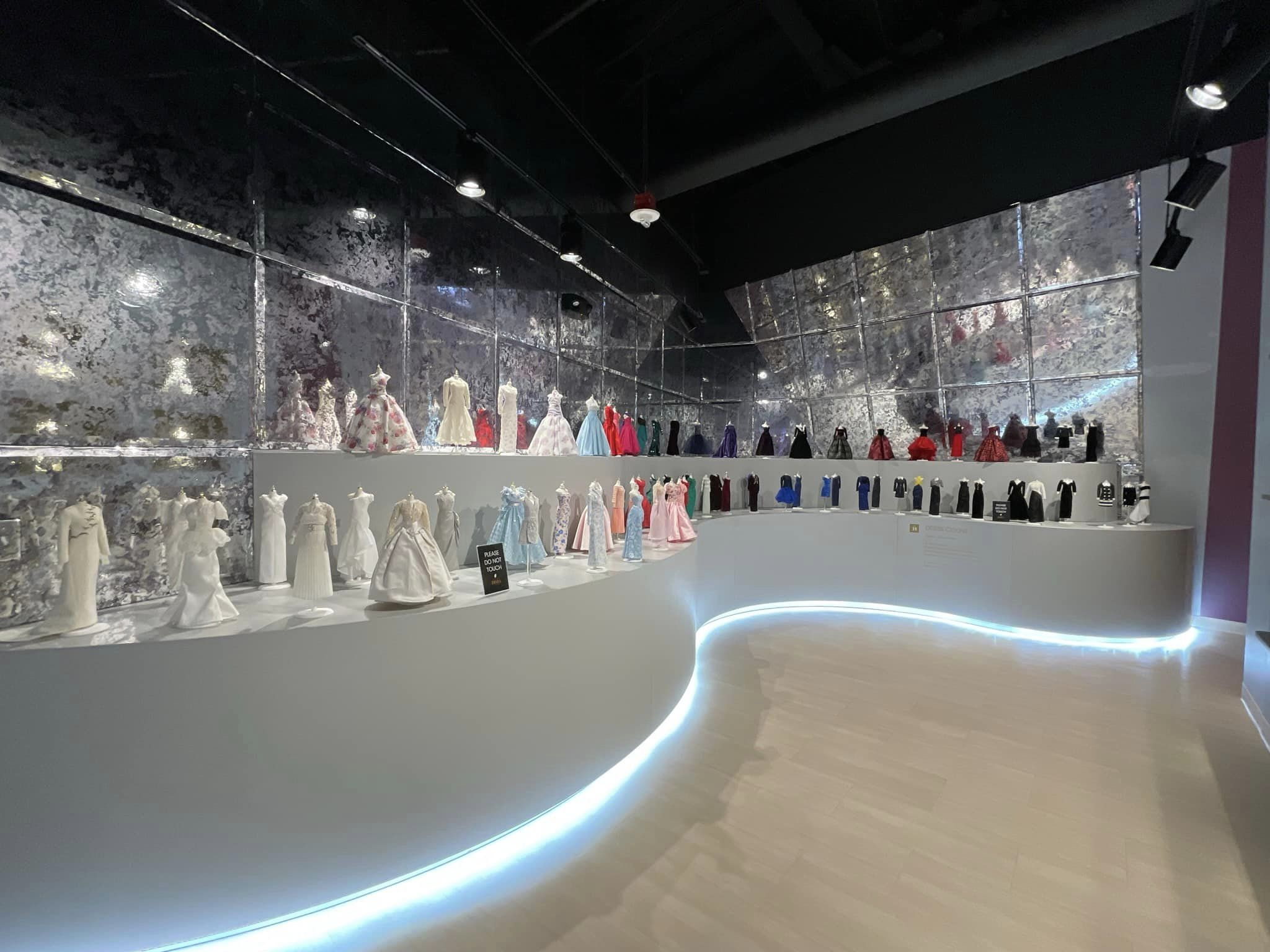 Review: Diana Las Vegas brings refreshing perspective to Diana themed ...