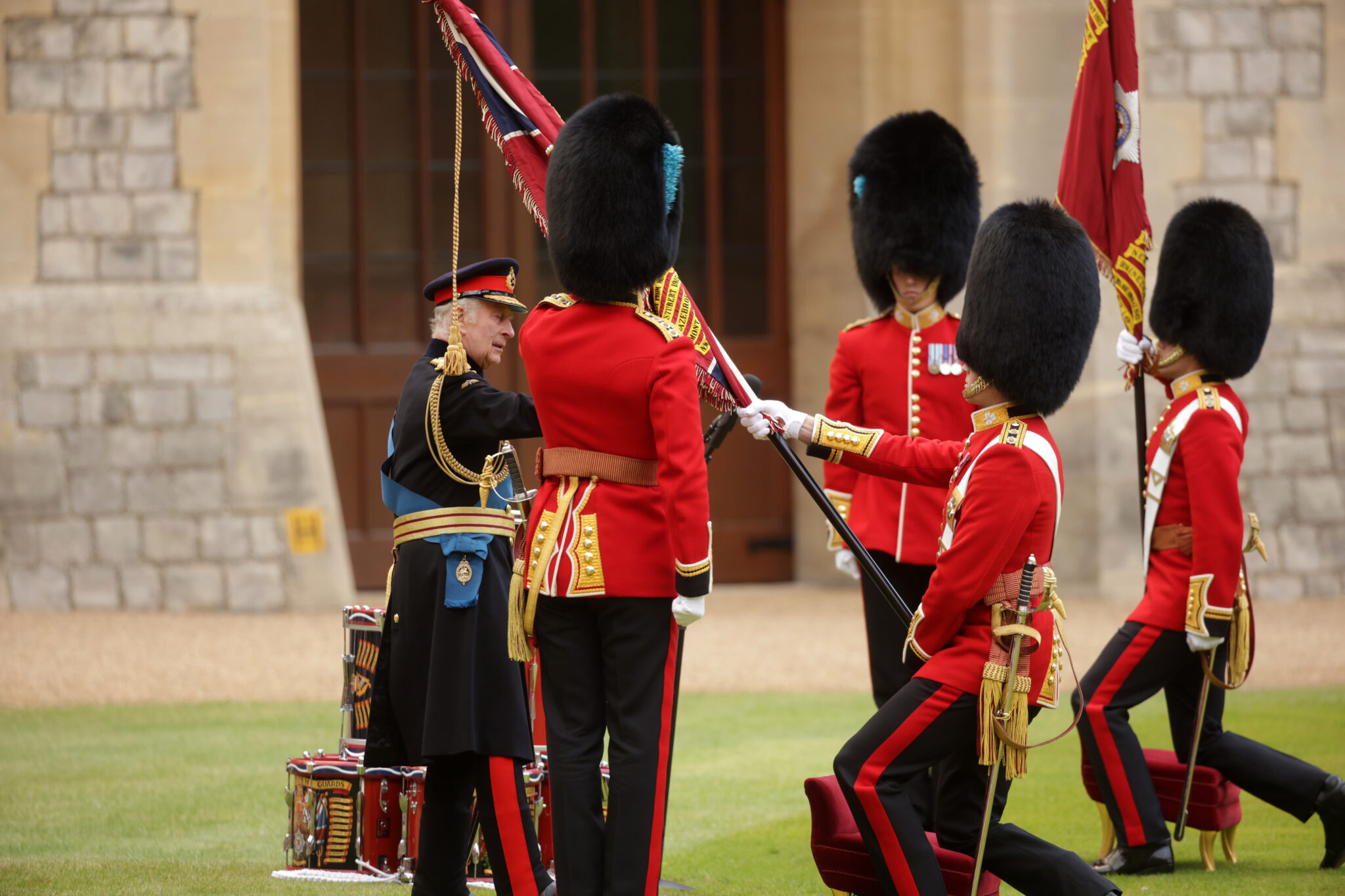 The King presents new colours ahead of Trooping - Royal Central