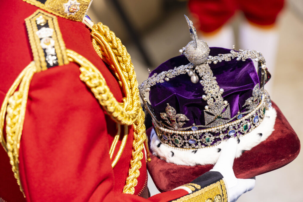 The ancient stone that sparkles on a crown filled with history - Royal ...